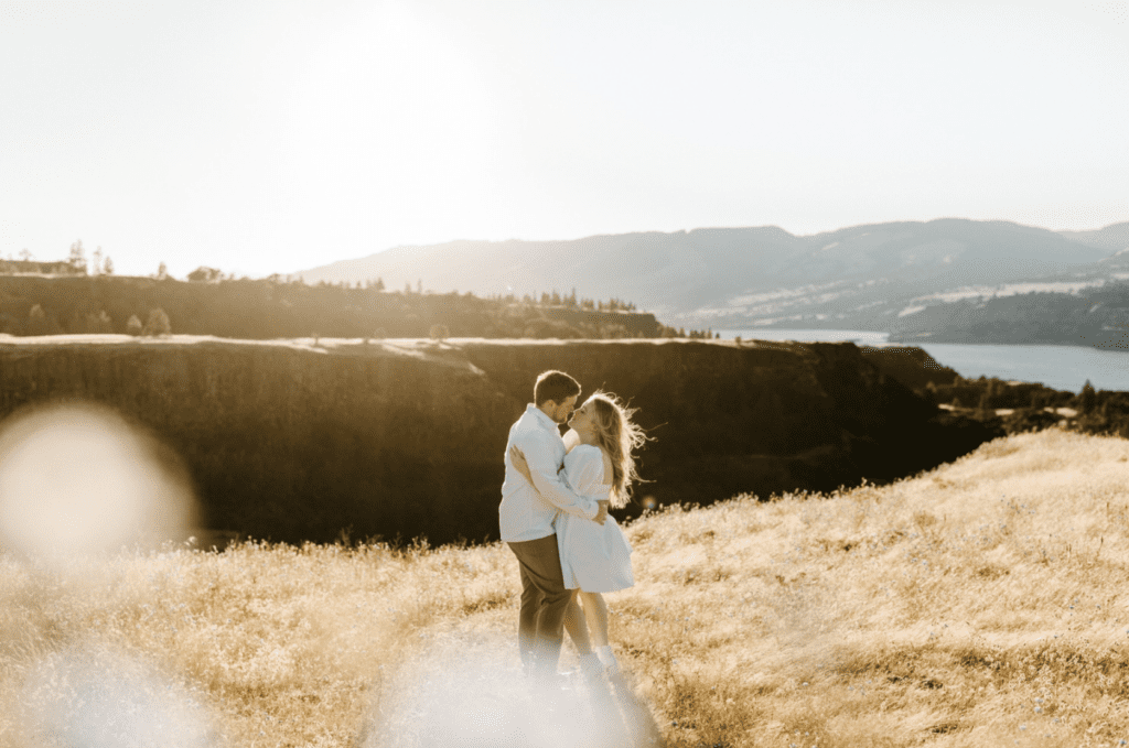 Portland, Oregon engagement pictures - kaylaaesparza.com